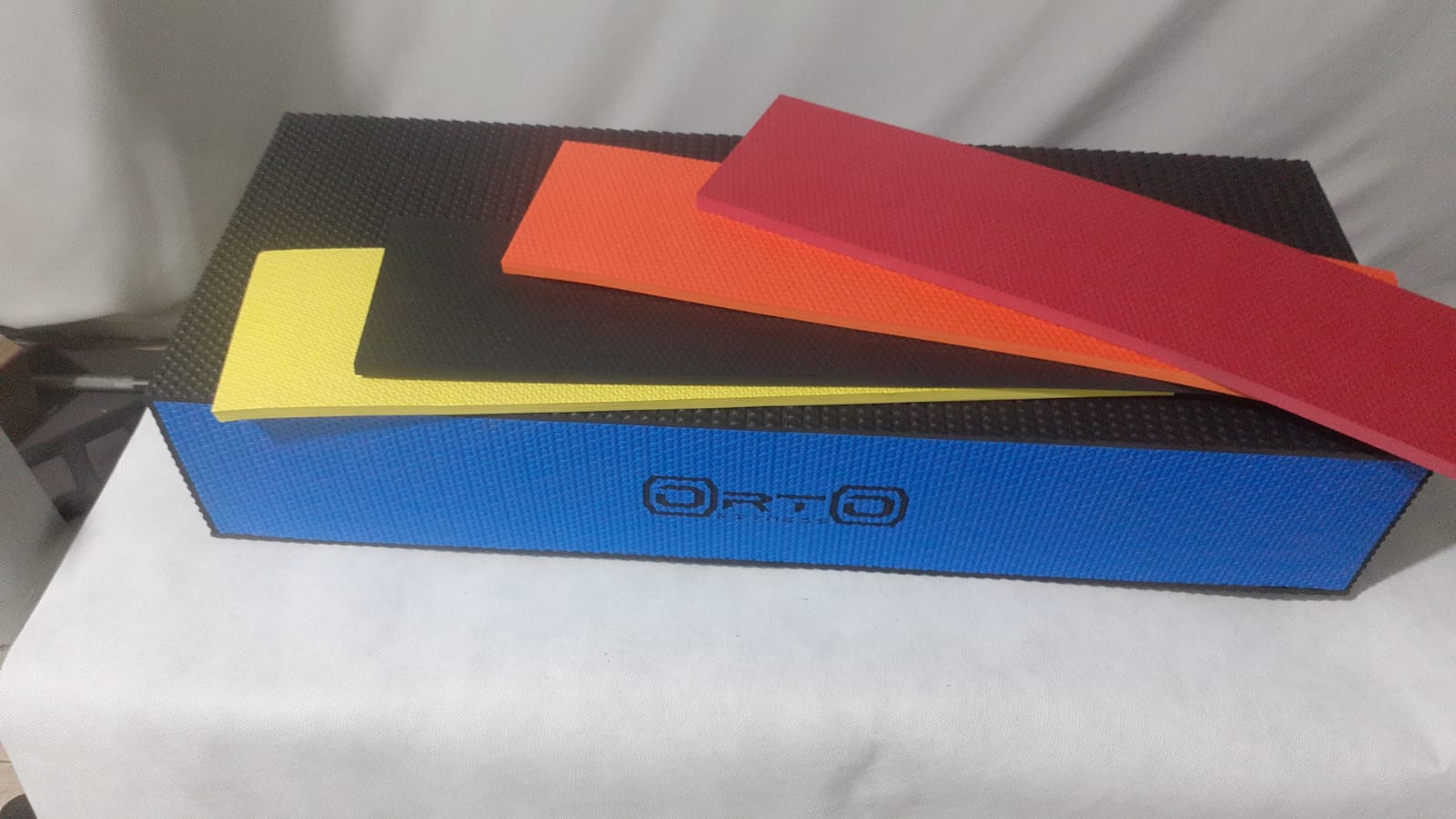 Step de Madeira com EVA (tam. 15 / 30 / 80) – Orto Fitness